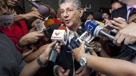 GALERÍA Oposición usará todos los mecanismos para poner fin a mandato
