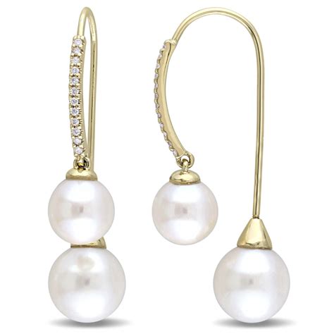 The Deep Meaning Behind The Pearl Necklace Kate Middleton Wore To