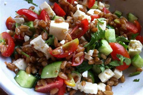 Insalata Di Farro Alla Greca Sapore Sorprendente Che Non Stanca Mai