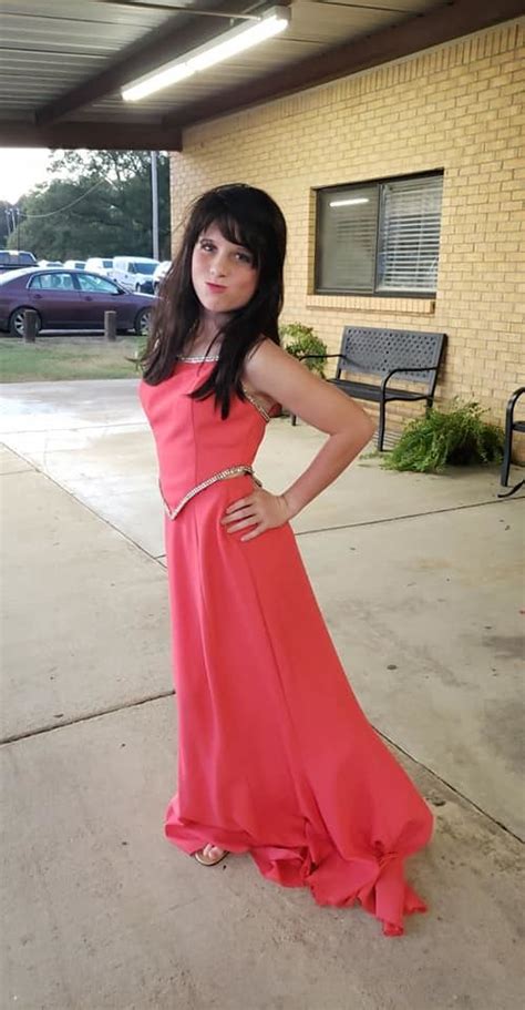 Pin By Fc50 On Womanless Beauty Pageant Womanless Beauty Pageant Dresses Wearing Dress