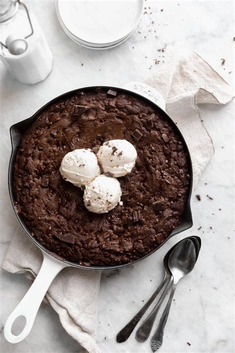 Broma Bakery S Chocolate Skillet Cookie Recipe