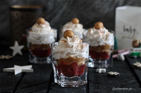 Super Leckeres Spekulatius Schichtdessert Im Glas Mit Kirschen