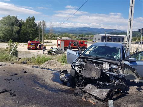 Accident violent în Municipiul Câmpulung Două persoane au fost rănite