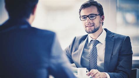 8 CONSEILS POUR REUSSIR SON ENTRETIEN DEMBAUCHE MeetingForJob