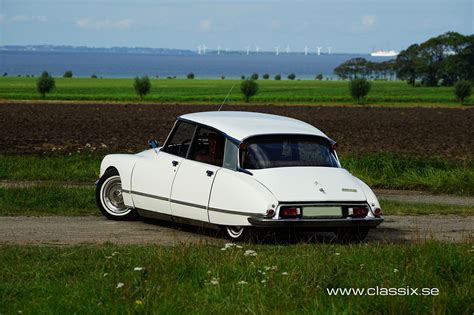 Classix By Schiebler Citroen Ds Pallas Sold