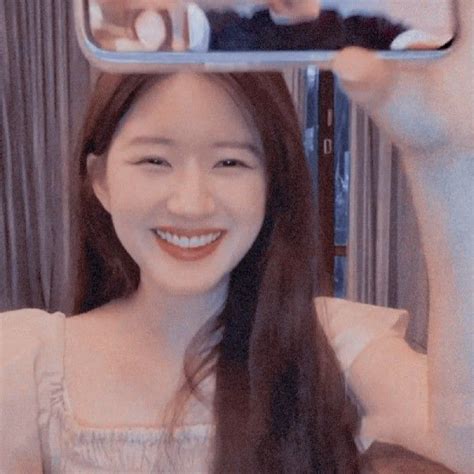Ghim của 𝝡𝗶𝗱𝝾𝗿𝗶 trên 𝗖𝗵𝗶𝗻𝗲𝘀𝗲 𝗦𝘁𝝰𝗿 trong 2022