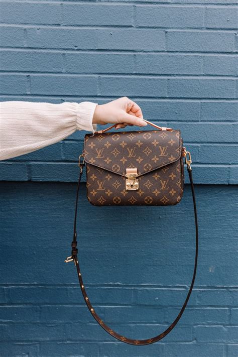 Cómo saber si un bolso Louis Vuitton es original Moda Tendencias y