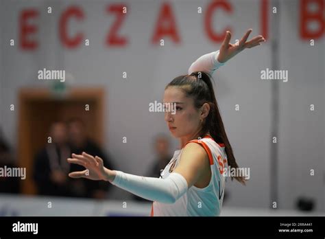 ISTANBUL TURKIYE JANUARY 14 2023 Saliha Sahin Warming Up Before