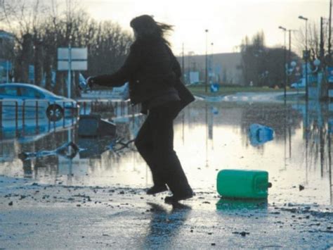 Météo la Gironde en vigilance jaune pour risques de vents violents