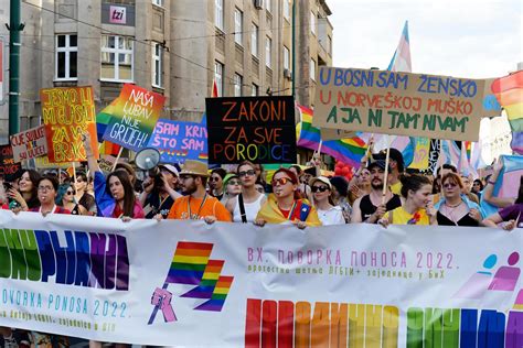 Sarajevo Bosnia Herzegovina Junio De 2022 Marcha Del Orgullo Lgbtiq