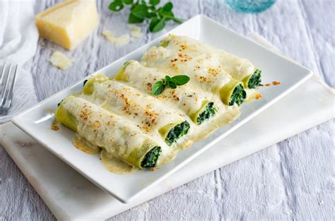 Canelones de espinacas y queso un clásico casero con la receta paso a paso