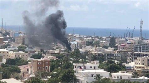 Wararkii Ugu Danbeeyay Qaraxa Is Miidaamin Ah Oo Ka Dhacay Muqdisho Iyo