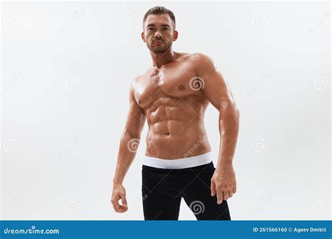 Hombre Atl Tico Culturista De Cuerpo En Calzoncillos Con Torso Desnudo
