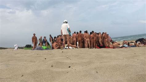 Cap DAdge A Cidade Nudista que Permite Transar em Público