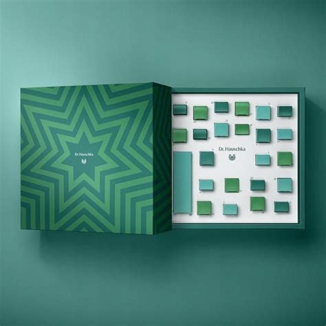 Zestaw Dla Kobiety Dr Hauschka Advent Calendar Kalendarz Adwentowy