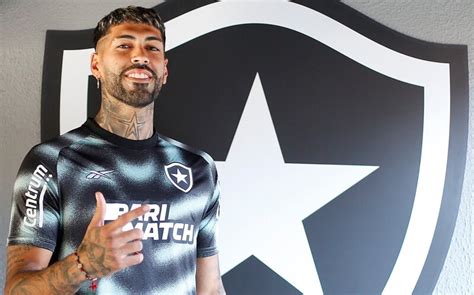 As Virtudes E Os Defeitos Da Nova Dupla De Zaga Do BotafogoJogada 10