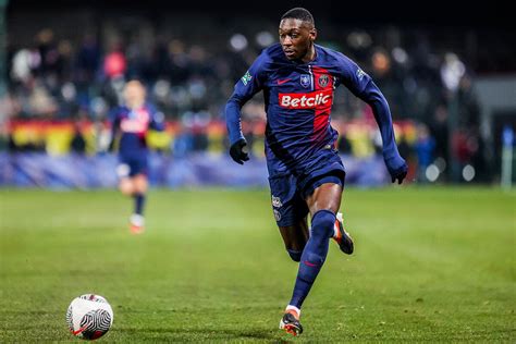 Kolo Muani Est Un Tout Droit Terrible Constat Au PSG Foot 01