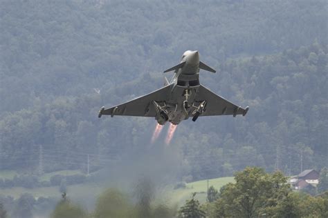 Bundesregierung gibt Eurofighter für Saudi Arabien frei Derchotv de