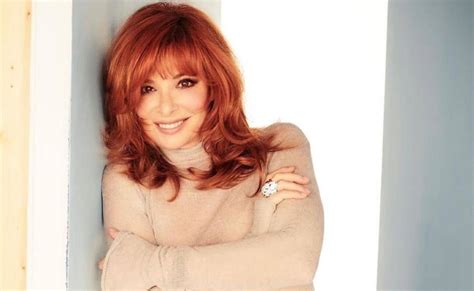 Mylène Farmer sa réaction face à l annulation de ses concerts
