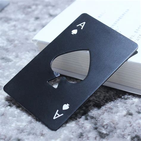Abridor De Garrafa Formato Carta De Baralho Ás de Espadas Preto 9cm