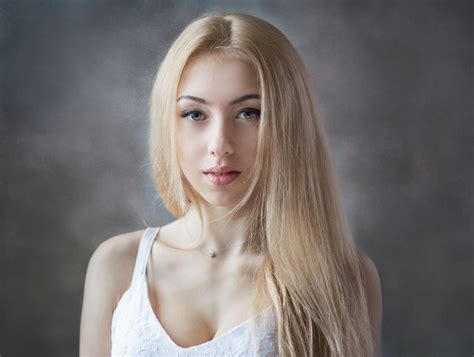 Hintergrundbilder Gesicht Frau Modell Portr T Blond Einfacher