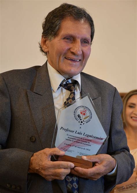 Luis Leguizamón con 71 años quiero salud y una cancha de fútbol