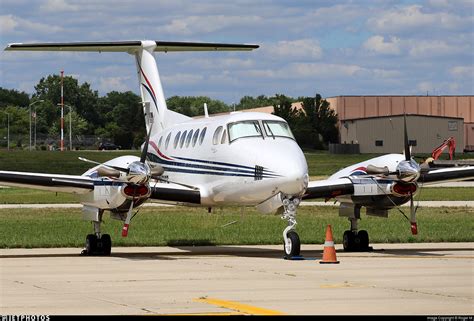 N Cf Beechcraft B Super King Air Private Roger M Jetphotos