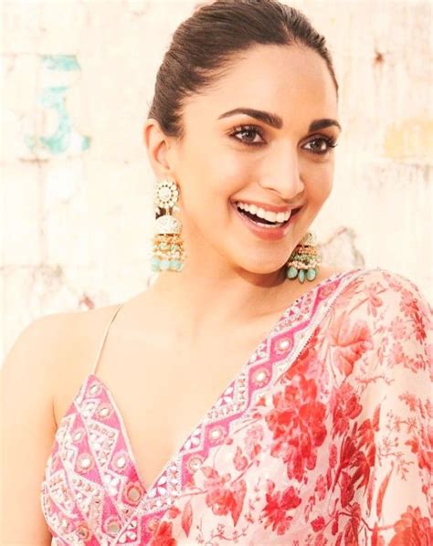 Ms Dhoni Wife Kaira Advani Kiara Advani Hot Alia Bhatt Photoshoot