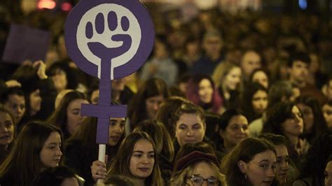 De Las Agresiones Grupales Al Acoso Sexual En Redes La Violencia