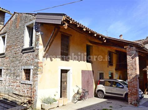 Vendita Rustico In Via Belvedere Pescantina Da Ristrutturare Posto