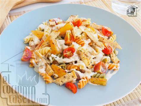 Ensalada de pasta fría con pollo El cocinero casero Ensaladas