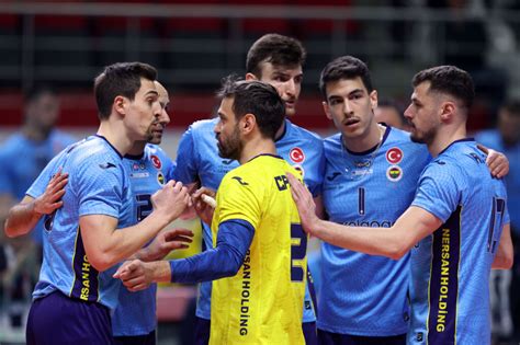 Fenerbahçe Parolapara zirve şansını sürdürdü Voleybolunsesi