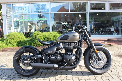 Details Zum Custom Bike Triumph Bonneville Bobber Black Des H Ndlers