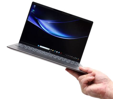 HP EliteBook 635 Aero G11 AMD Ryzen 8040 レビュー 大人のためのパソコン購入ガイド