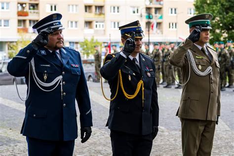 Komendant Powiatowy Policji w Gołdapi wziął udział w uroczystych