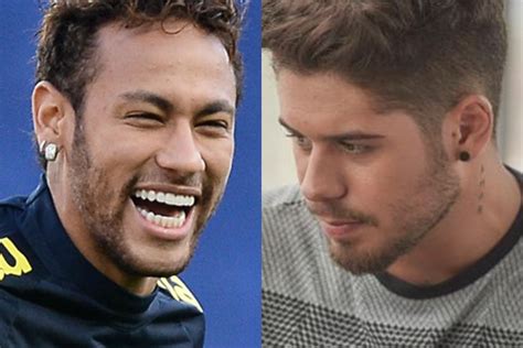 Chamado De Corno Por Causa De Neymar Z Felipe Toma Atitude Dr Stica