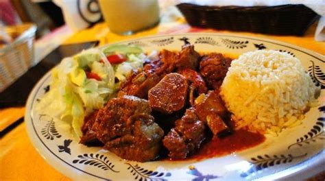 Cochito horneado al estilo chiapaneco y cortesía de conchiapas