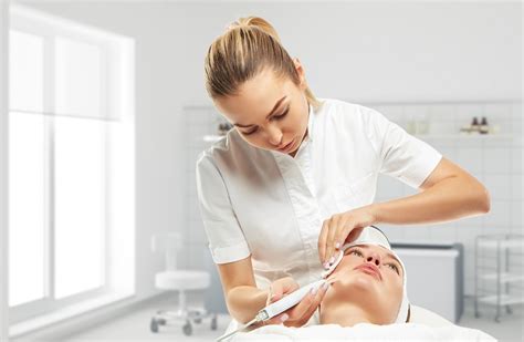 Técnico en Estética y Belleza Avanzaentucarrera