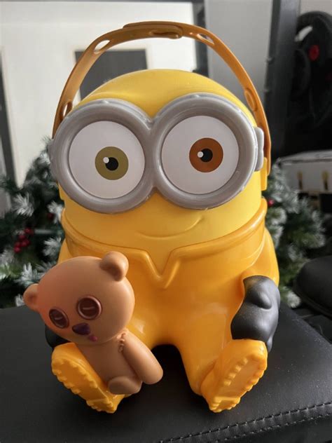 Mcdonald S Malaysia Exclusive Minion Jumpsuit Carrier Hobbies Toys