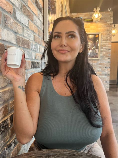 Tw Pornstars Ava Addams Twitter Todays To Do List Is Definitely