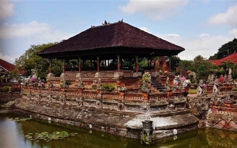 7 Tempat Bersejarah Di Bali Ada Yang Berdiri Sejak Abad Ke 17 News