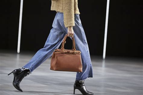 Botki do jeansów 5 uniwersalnych zestawień które stylizacyjny egzamin