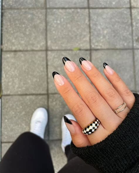 Frensh Nails French Manicure Nails French Tip Nails Chic Nails Swag