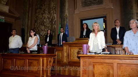 Strage Sulle Strade Un Minuto Di Silenzio In Consiglio Comunale