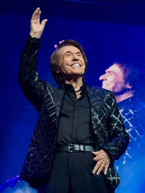 Raphael en concierto de 60 años en el Auditorio Nacional MNI NOTICIAS