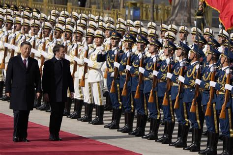 La Tercera On Twitter Xi Jinping Recibe A Macron Y Llama A