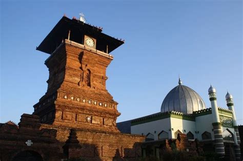 7 Bukti Peninggalan Kerajaan Islam Di Jawa Yuk Simak Apa Saja Intisari