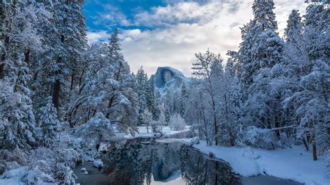 Stany Zjednoczone Stan Kalifornia Park Narodowy Yosemite Zima Góry