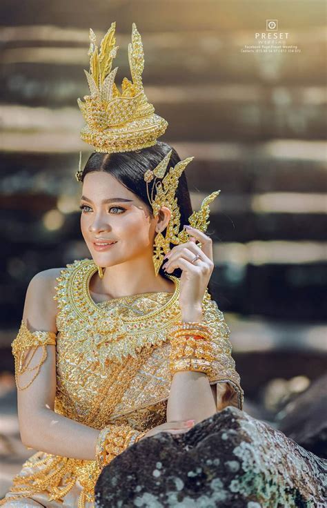 Women Of Cambodia Kingdom Pretty Cambodian Lady In Khmer National