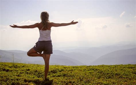 Pararse Sobre Una Pierna Es Un Signo De Buena Salud Vida Positiva